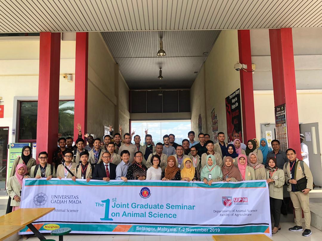 FAS UGM and Universiti Putra Malaysia Held a Joint Graduate Seminar ...