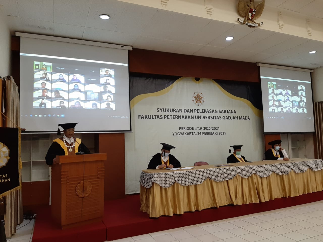 Fakultas Peternakan UGM Meluluskan 101 Sarjana Prodi S-1 – Fakultas Peternakan UGM
