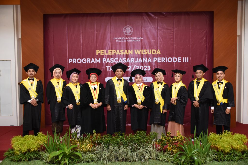 Faculty of Animal Science UGM Held Graduation Ceremony for 10 ...