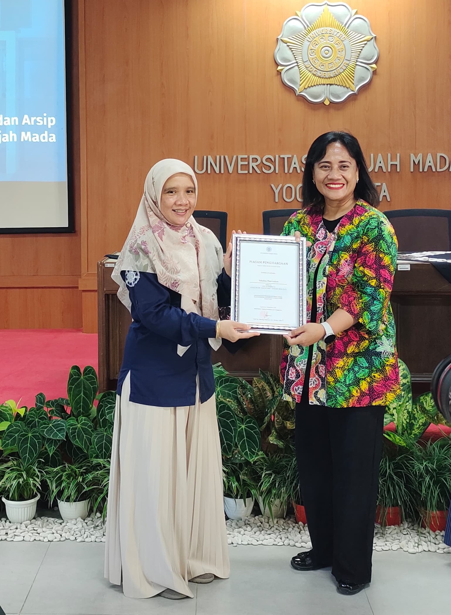 Fakultas Peternakan Juara 1 Pengelolaan Arsip Terbaik UGM 2024 – Fakultas Peternakan UGM