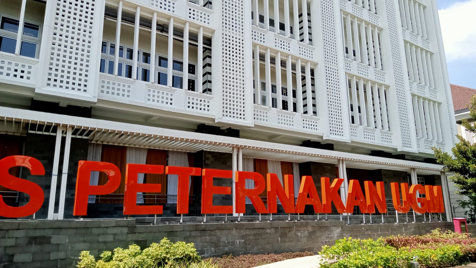 Fapet UGM Raih Penghargaan Capaian SINTA 2024 Terbaik 3 – Fakultas ...